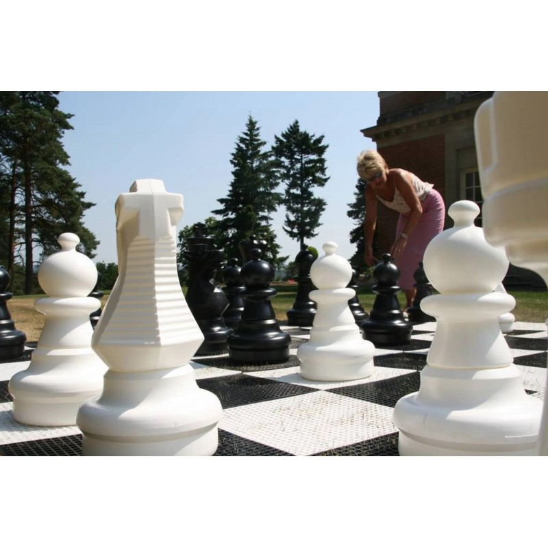 Giant Chess Pieces Maxi